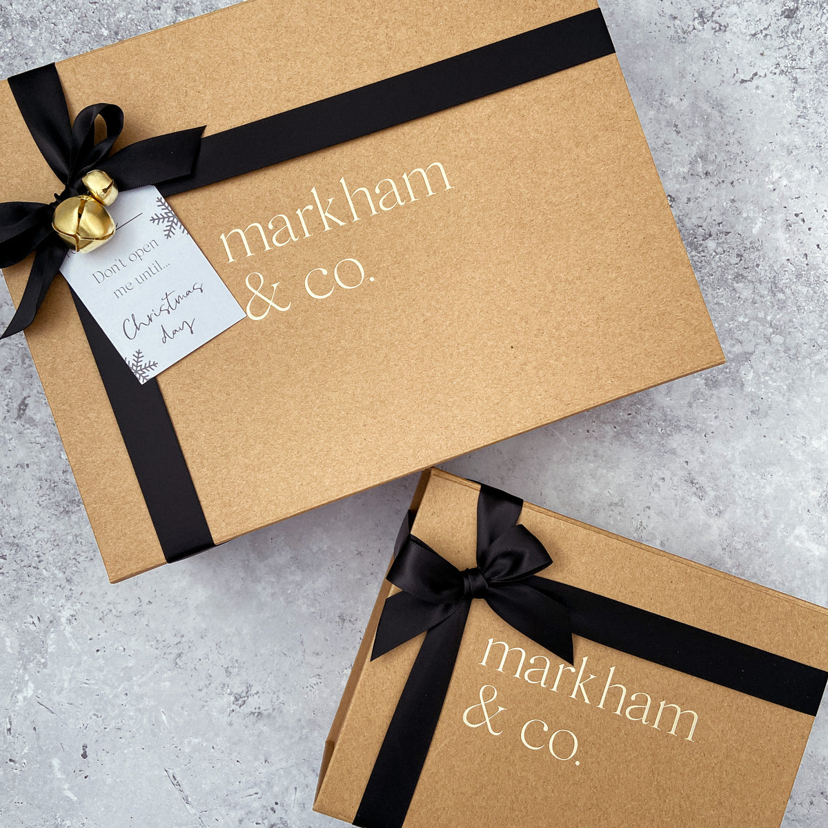 SIGNATURE MARKHAM & CO GIFT BOX AND CARD